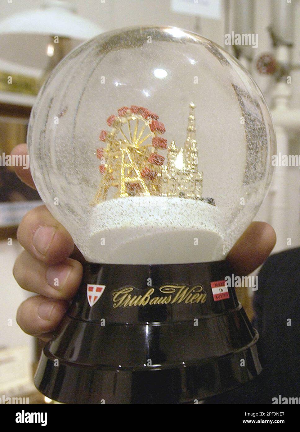 Als beliebte Geschenke und Souveniers aus Oesterreich zaehlen ...