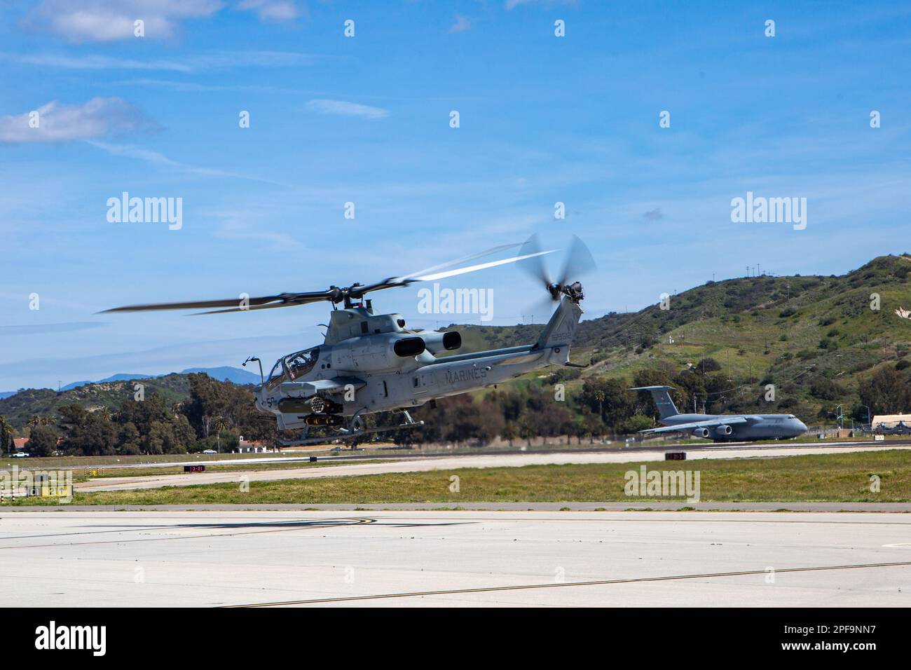 An AH-1Z Viper aircraft assigned to Marine Light Attack Squadron 775 ...