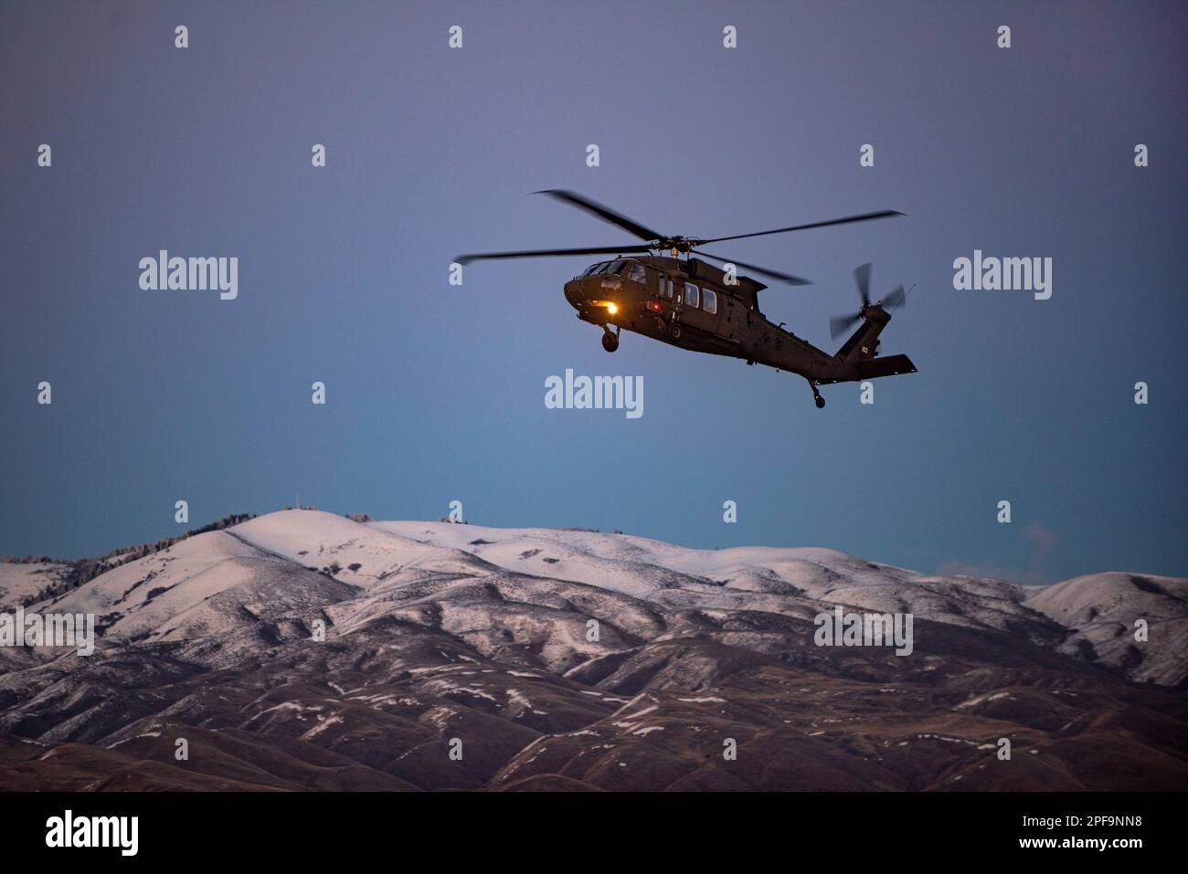 Idaho National Guard pilots take off and land UH-60 Black Hawk ...