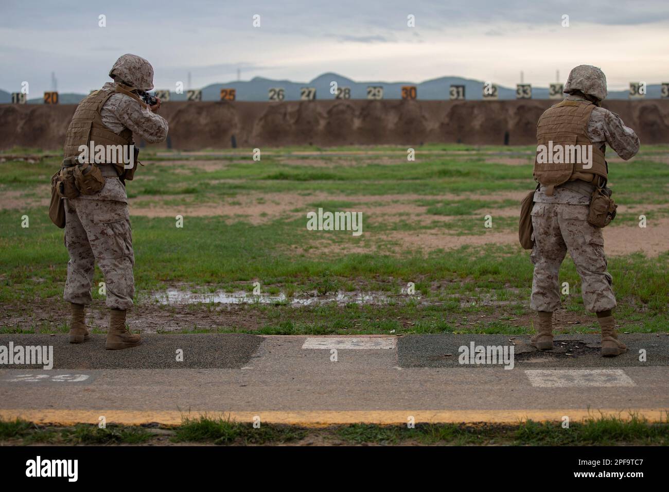 U.S. Marine Corps recruits with Alpha Company, 1st Recruit Training ...