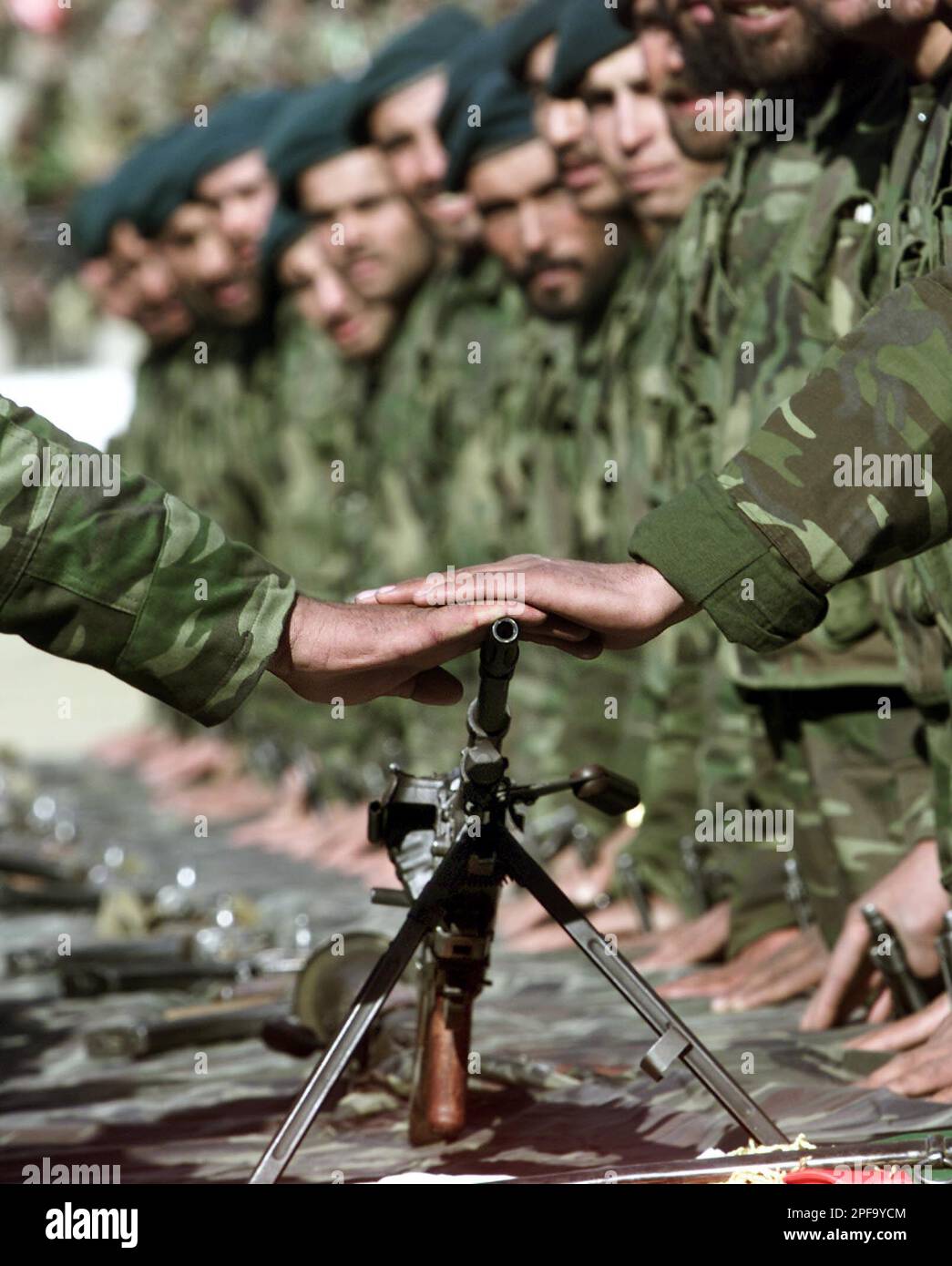 Afghan soldiers from 1st battalion of Afghan National Guard take pledge ...