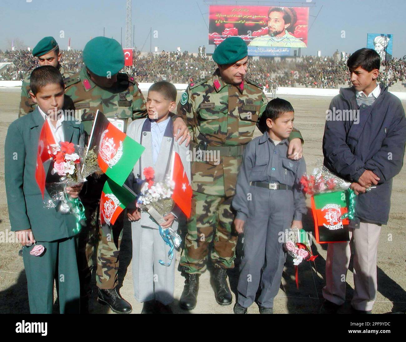 Commanders of the Turkish Army get their photographs done with Afghan ...