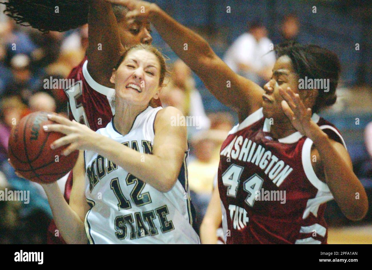 Montana State guard Elyse Mengarelli goes for a layup against ...