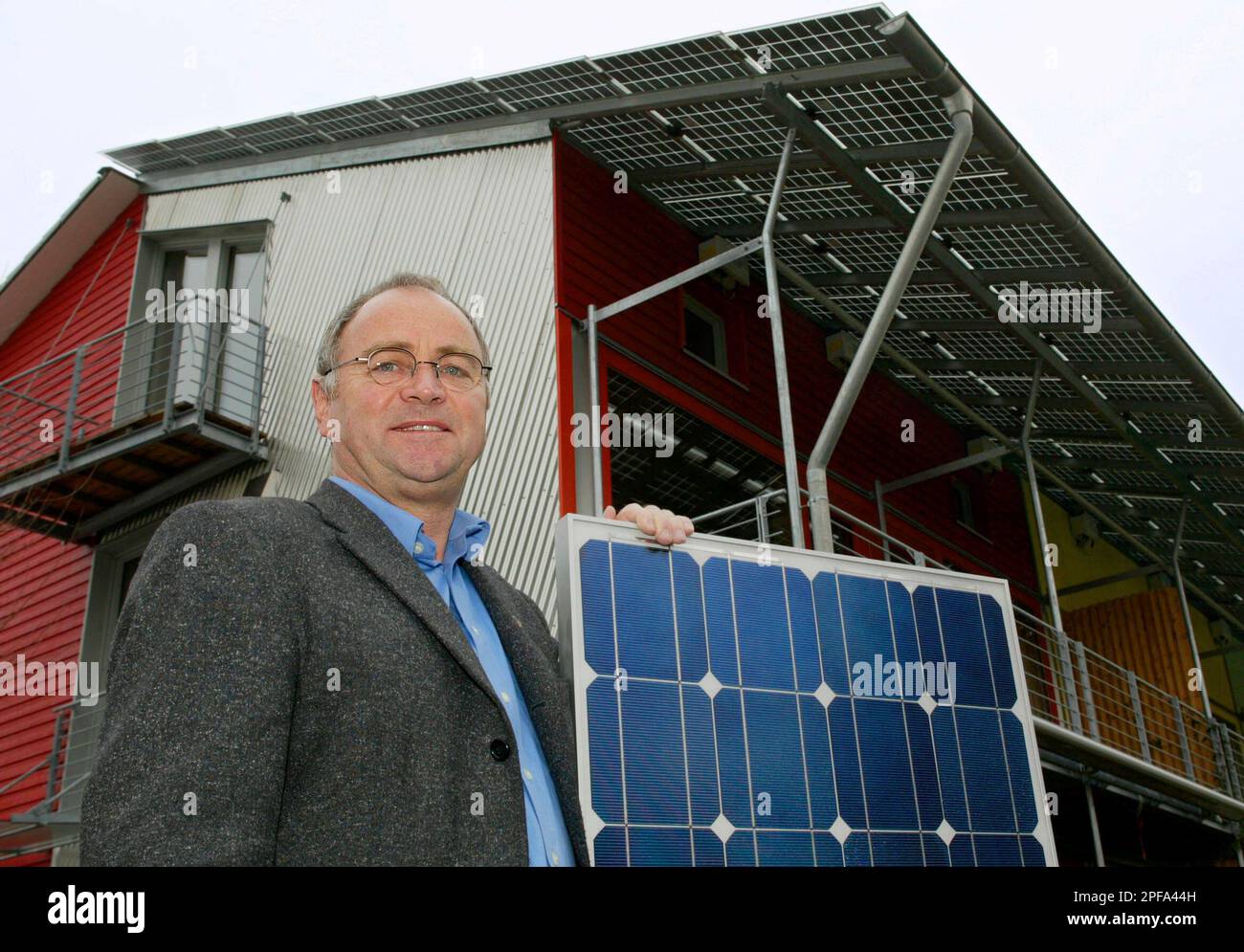 Der Freiburger Solararchitekt Rolf Disch, hier am Montag , 18. November ...