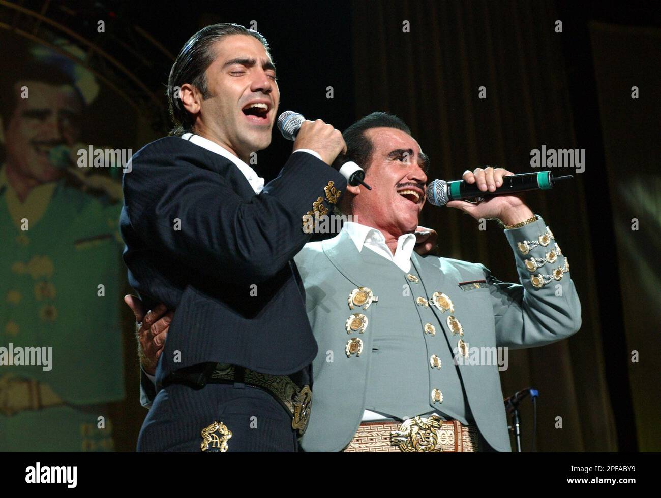 Latin recording stars Vincente Fernandez, right, and his son Alejandro ...