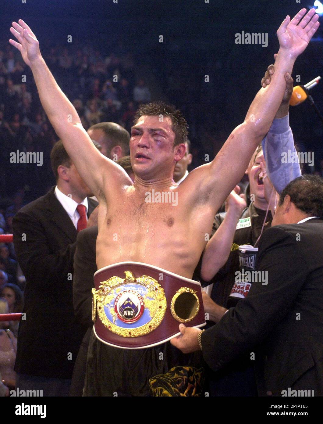 Polish light-heavyweight Boxer Dariusz Michalczewski wearing the WBO ...