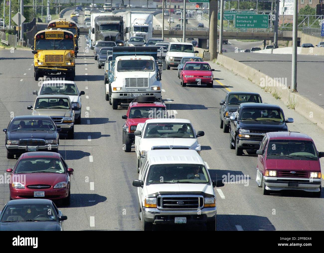 Traffic moves along Interstate 70s east bound lanes in St. Louis on ...