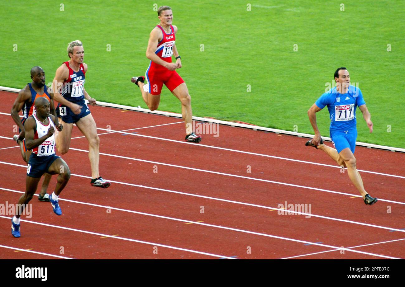 Greek Konstantinos Kenteris, right, leads the pack clearly during the ...