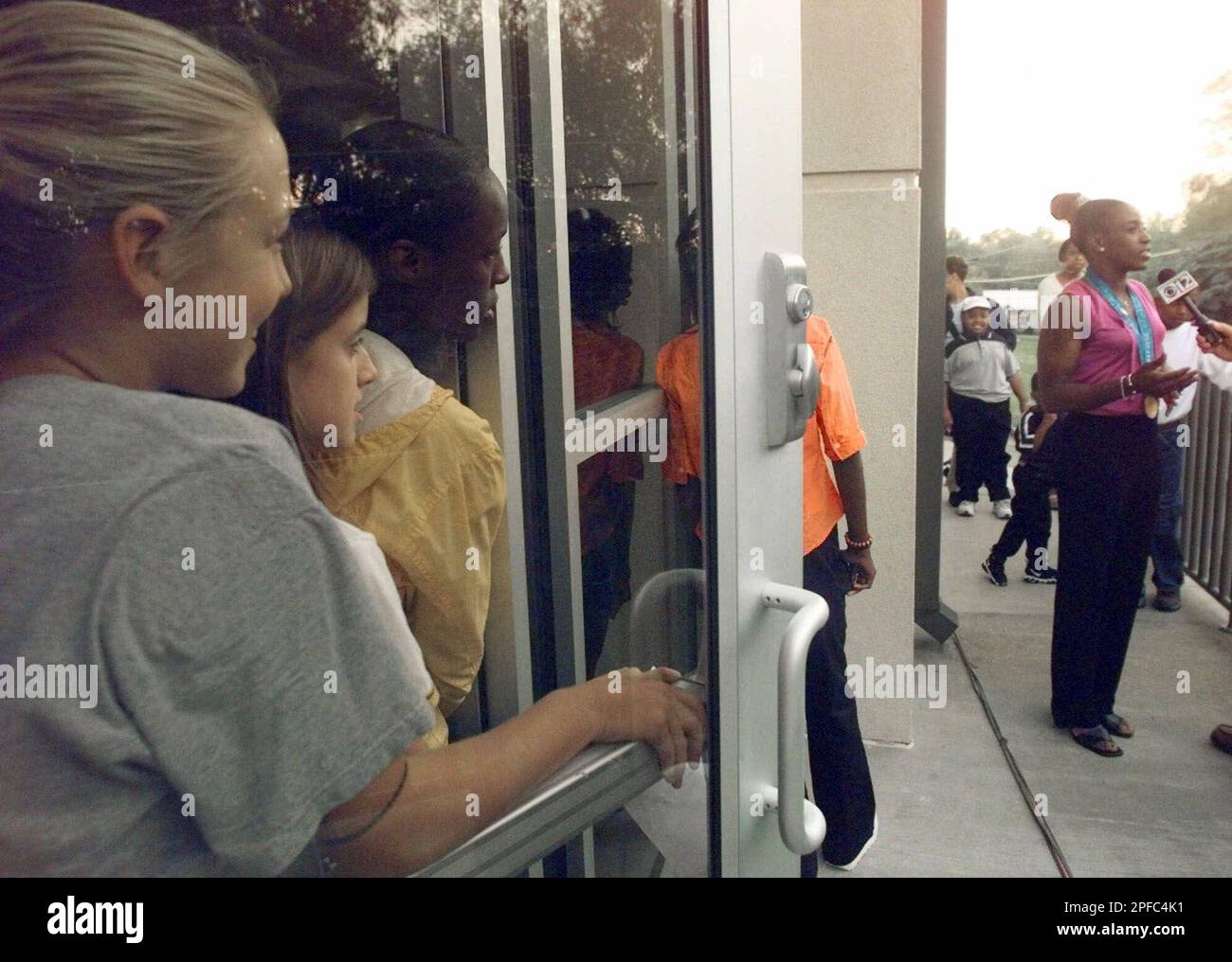Girls watch McLain, Miss., native Ruthie Bolton-Holifield, right, a two ...