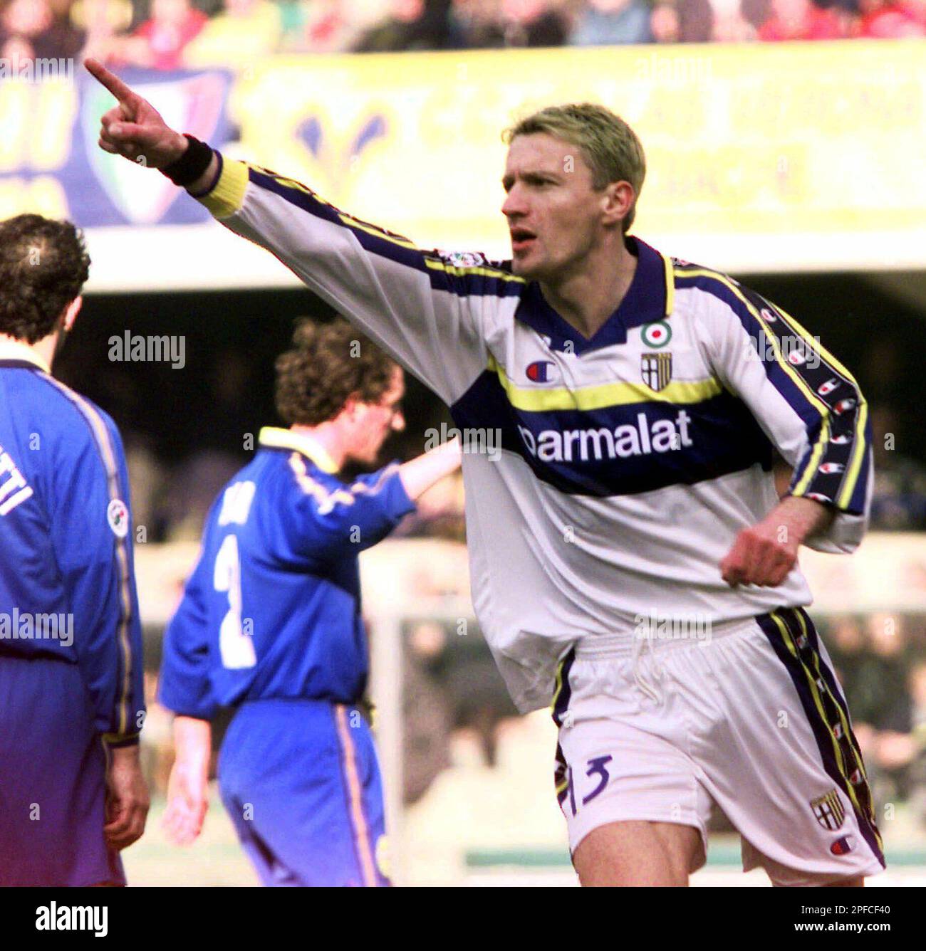 Parma's striker Mario Stanic of Croatia, celebrates after scoring ...