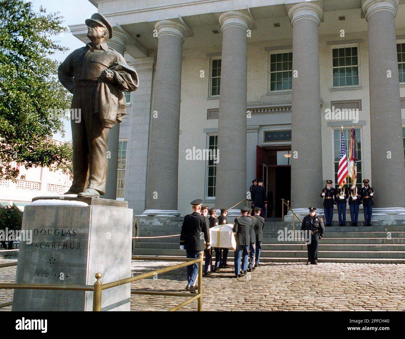 The body of the widow of General Douglas MacArthur, Jean MacArthur, is ...