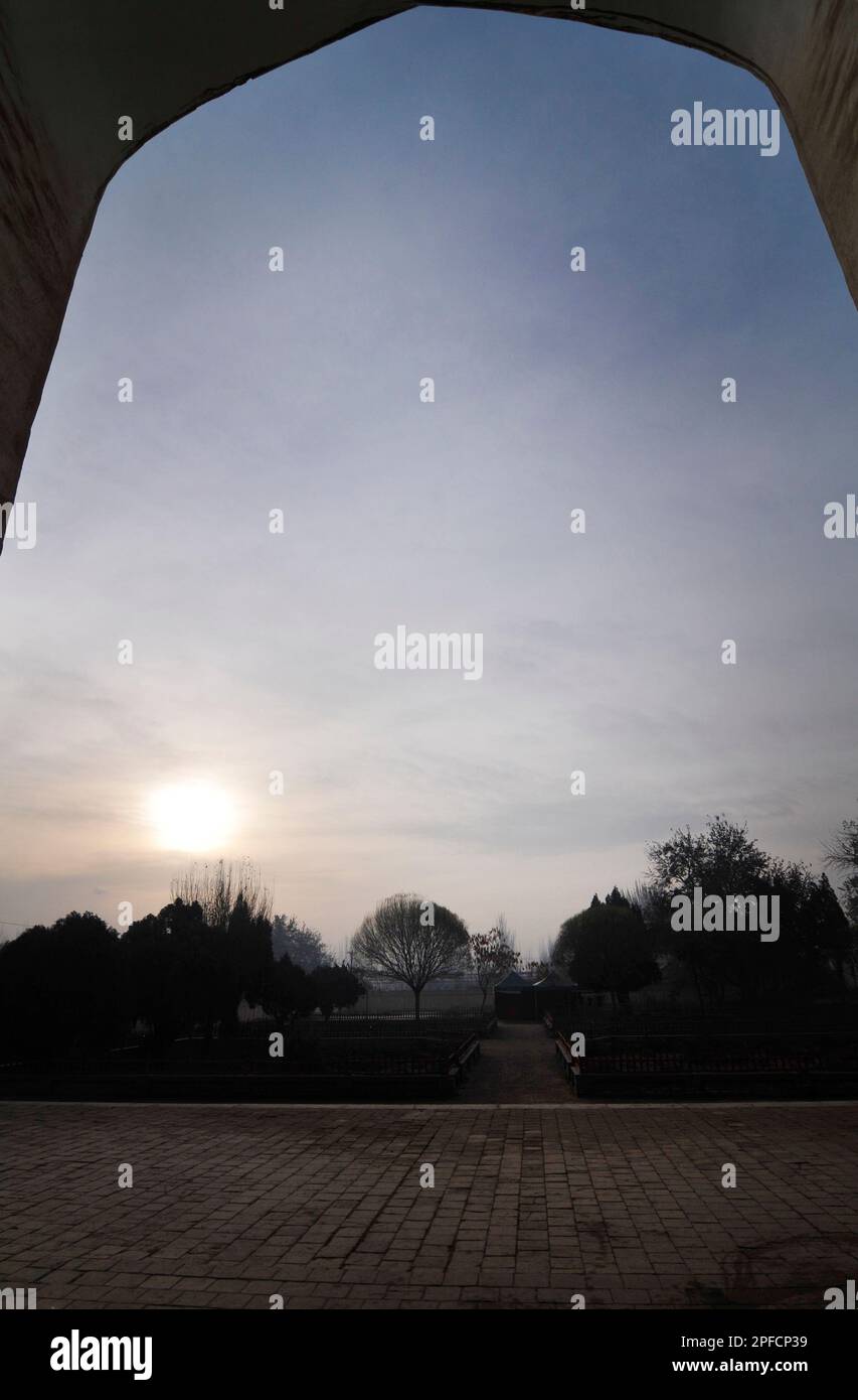 The Apakh Hoja Mazar ( Afaq Khoja Mausoleum ) near Kashgar, Xinjiang ...