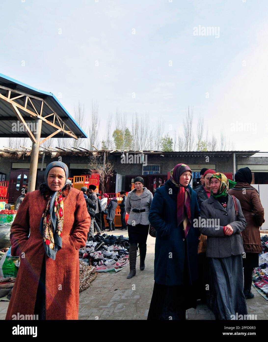 Uyghurs woman hi-res stock photography and images - Alamy