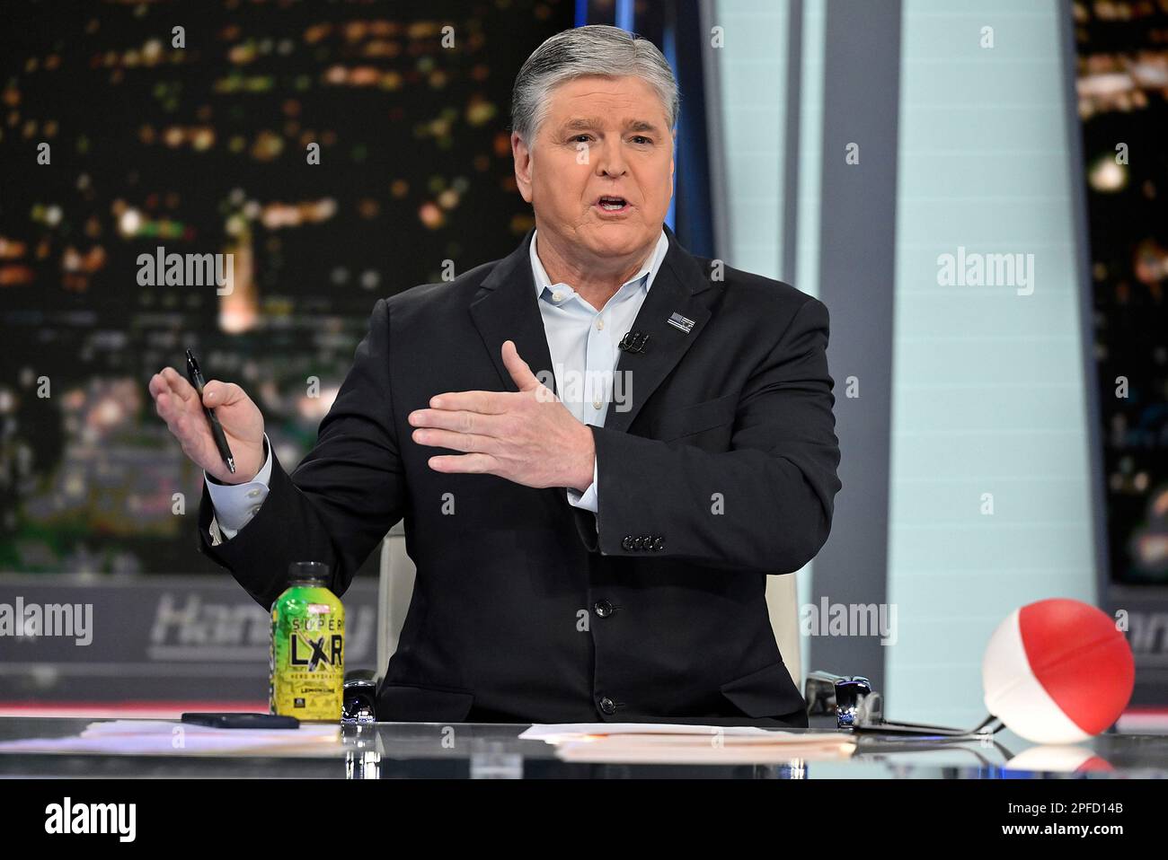 Fox News commentator Sean Hannity interveiws brothers Abimbola and ...