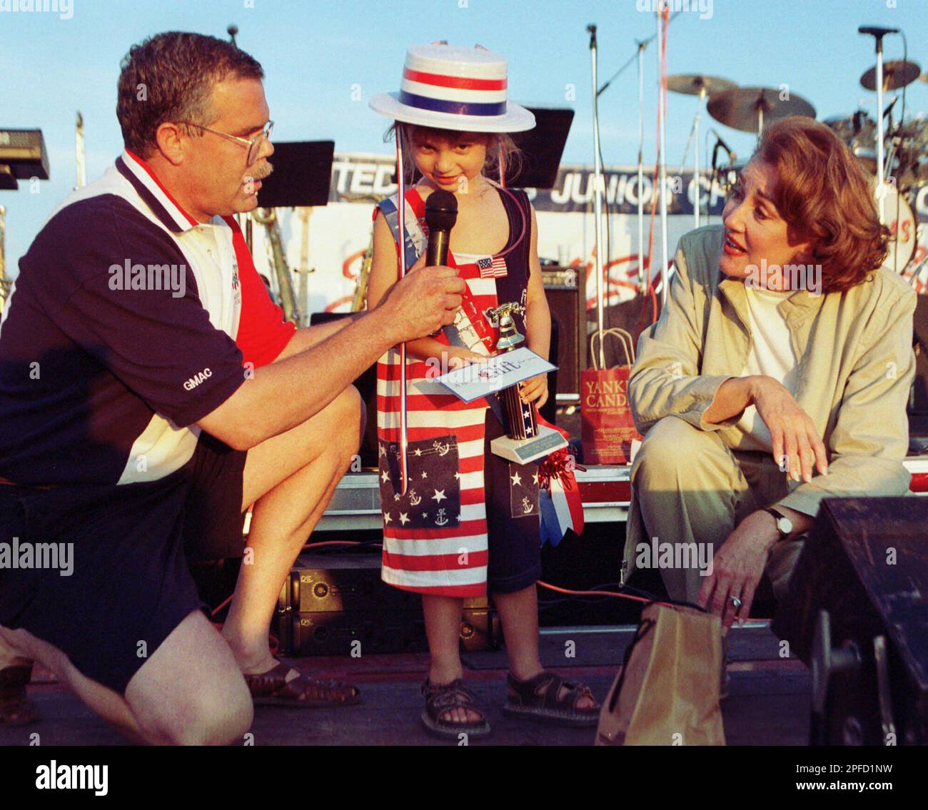 Dana Phillips, 3, sings "Twinkle, Twinkle, Little Star" after being ...