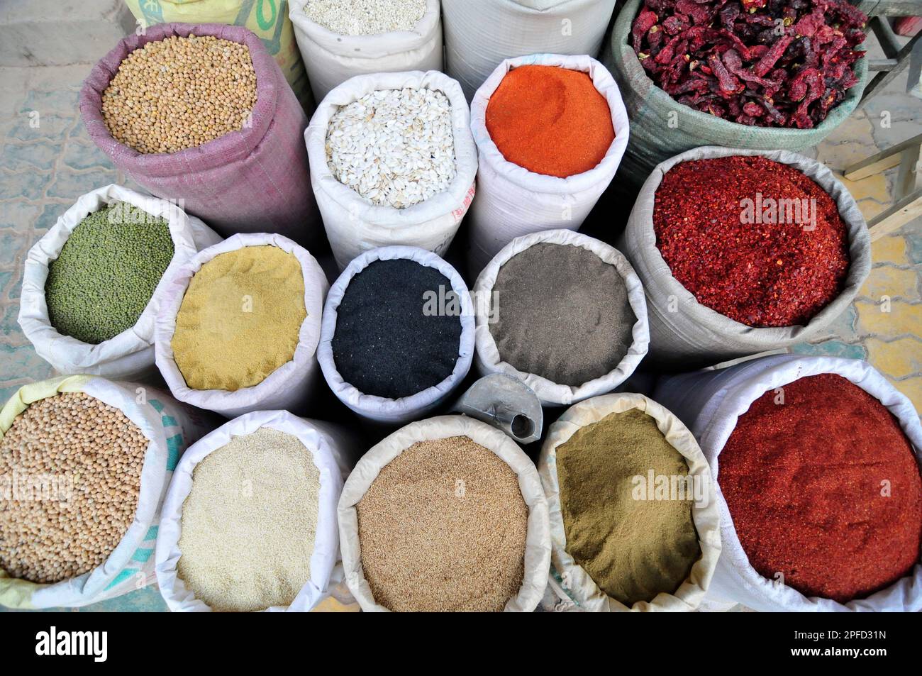 A colorful spice shop in the old city of Kashgar, Xinjiang, China Stock ...