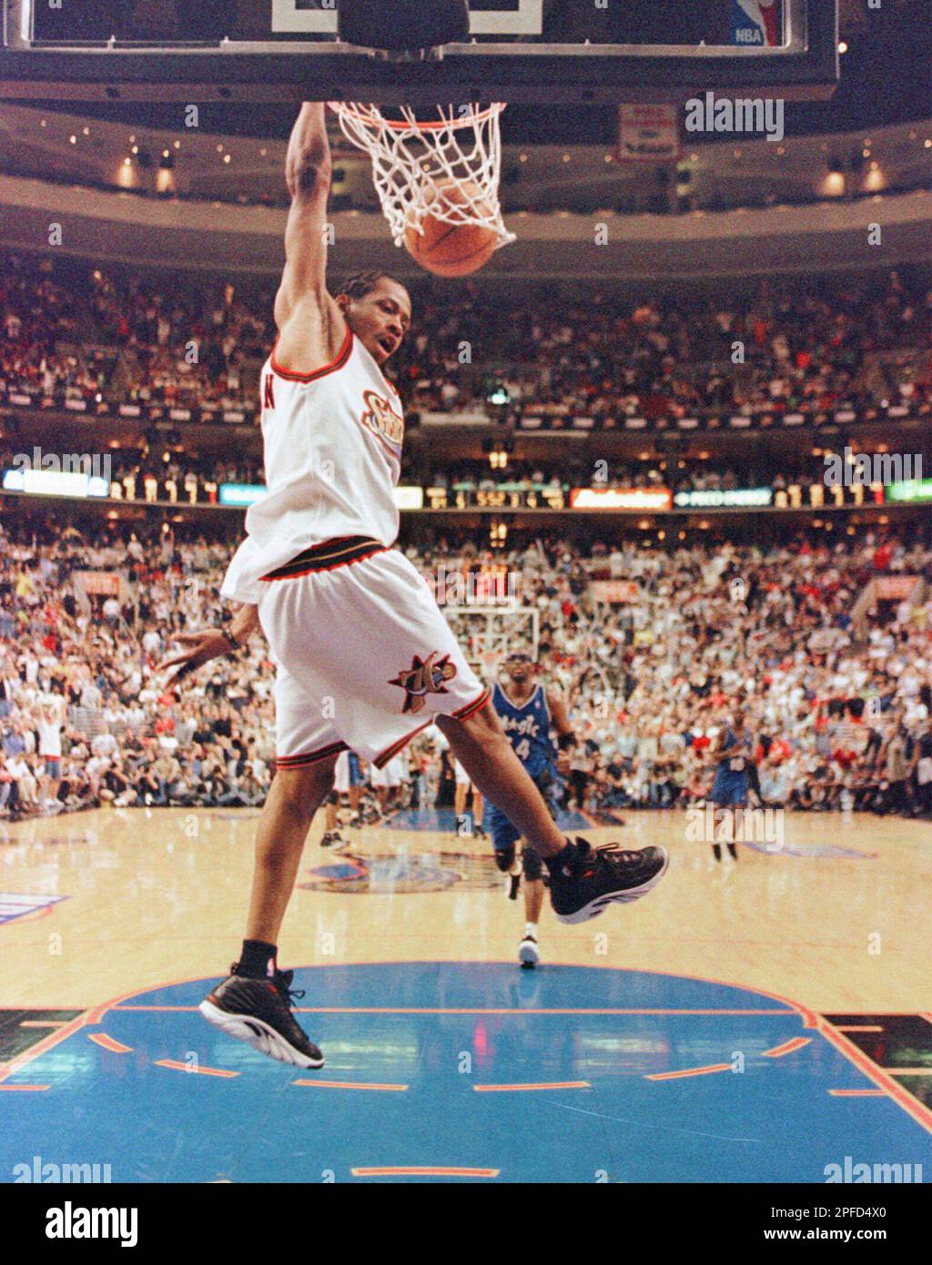 Allen Iverson Dunking