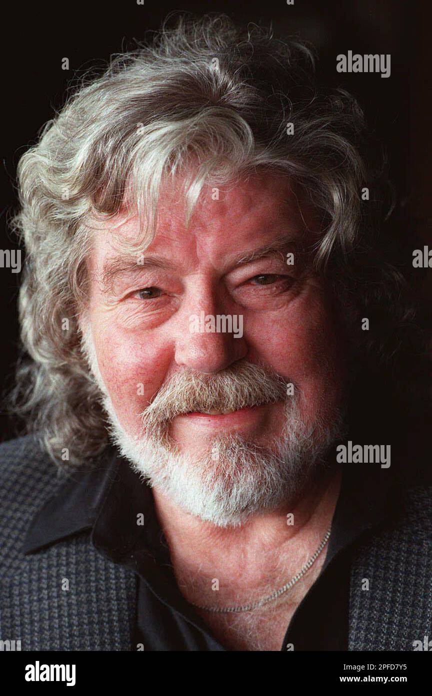 Singer, songwriter and entertainer, Buddy Wayne Knox, 65, of Port ...