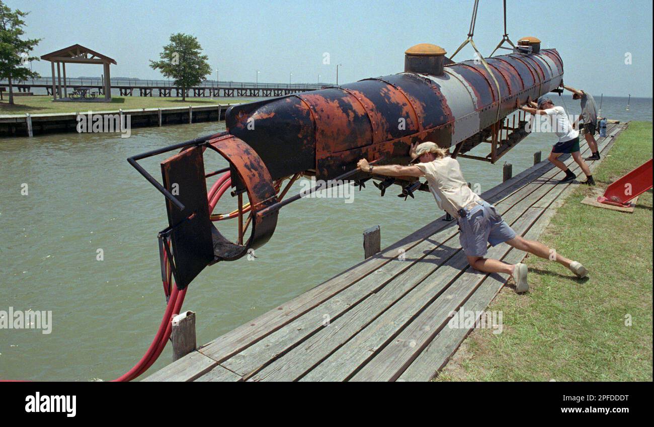 A replica of the Confederate submarine Hunley, the first submarine in ...