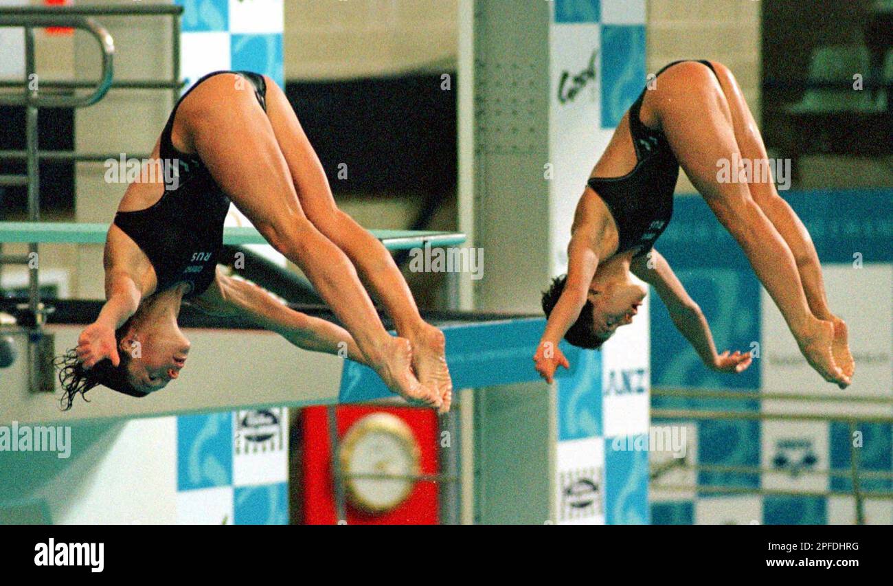 Russian gold medal dive by Irina Lashko and Yulia Pakhalina in the ...