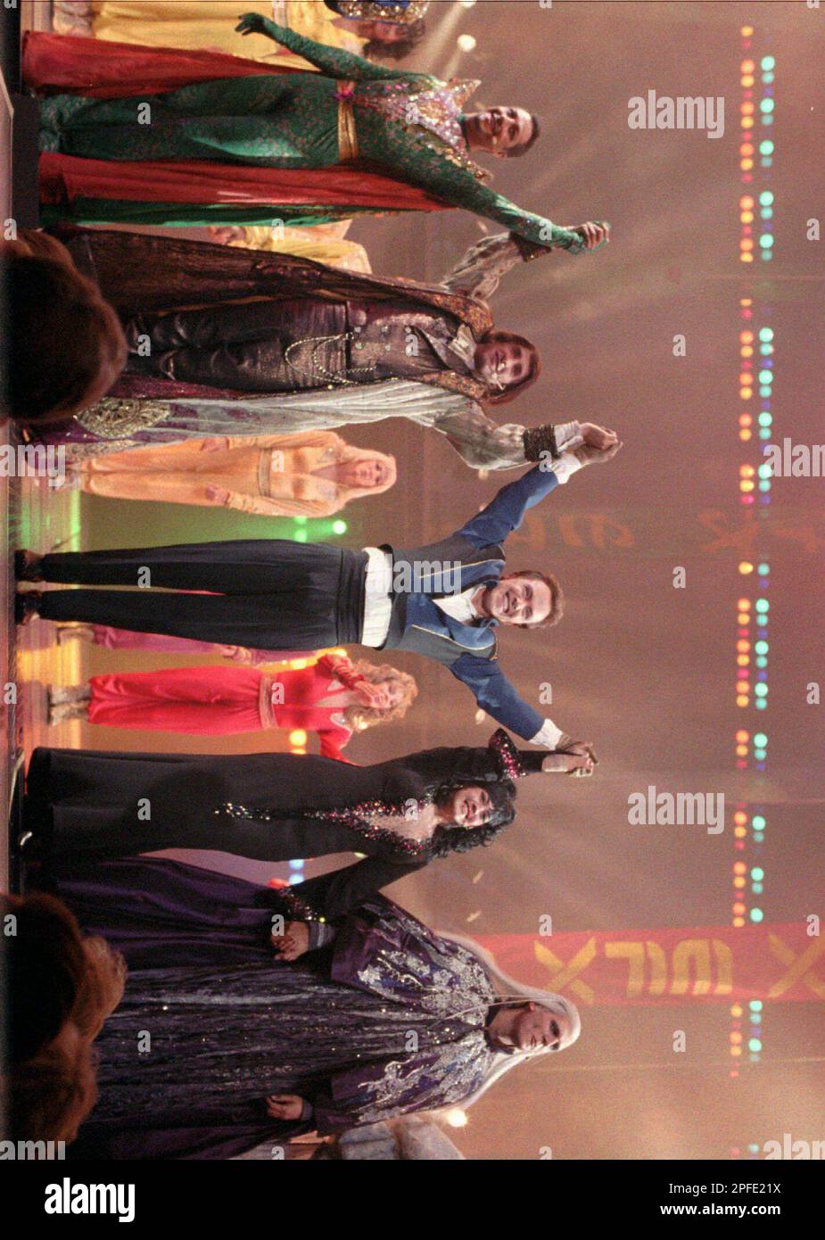 Entertainer David Cassidy, center, star of the theatrical show, "EFX ...