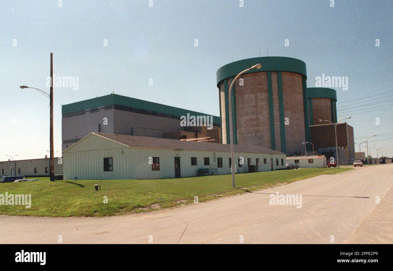 Commonwealth Edison's nuclear power plant in Zion, Ill., shown on ...