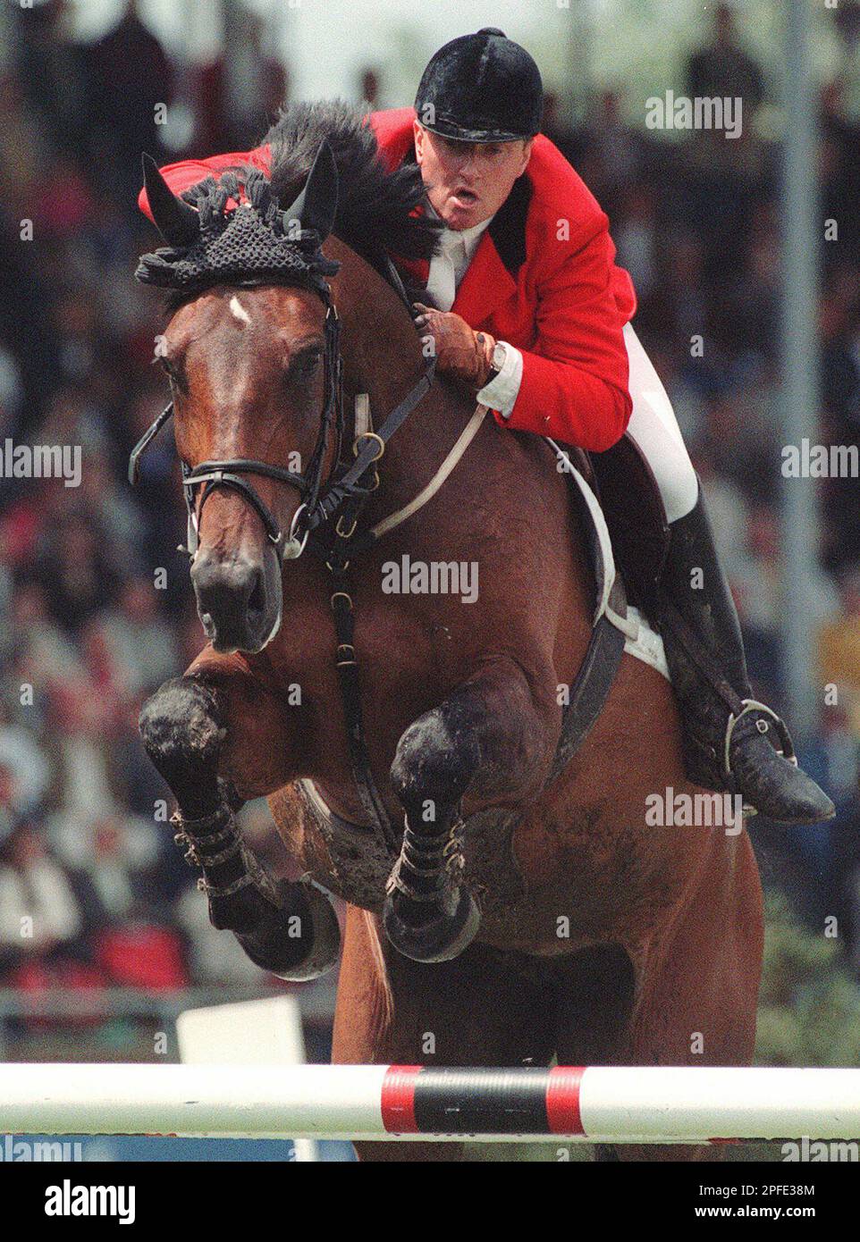 Jan Tops of the Netherlands on "Operette la Silla" is on his way win ...