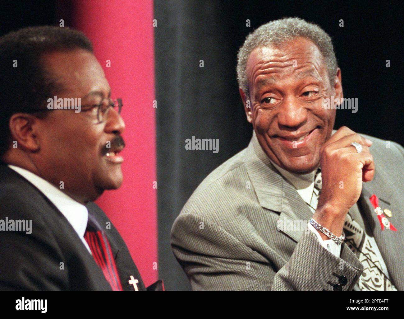 Entertainer Bill Cosby, right, appears on Court TV's Cochran and ...