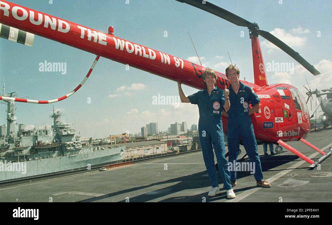 Fiftysix-year-old Jennifer Murray, left, posing with her co-pilot ...