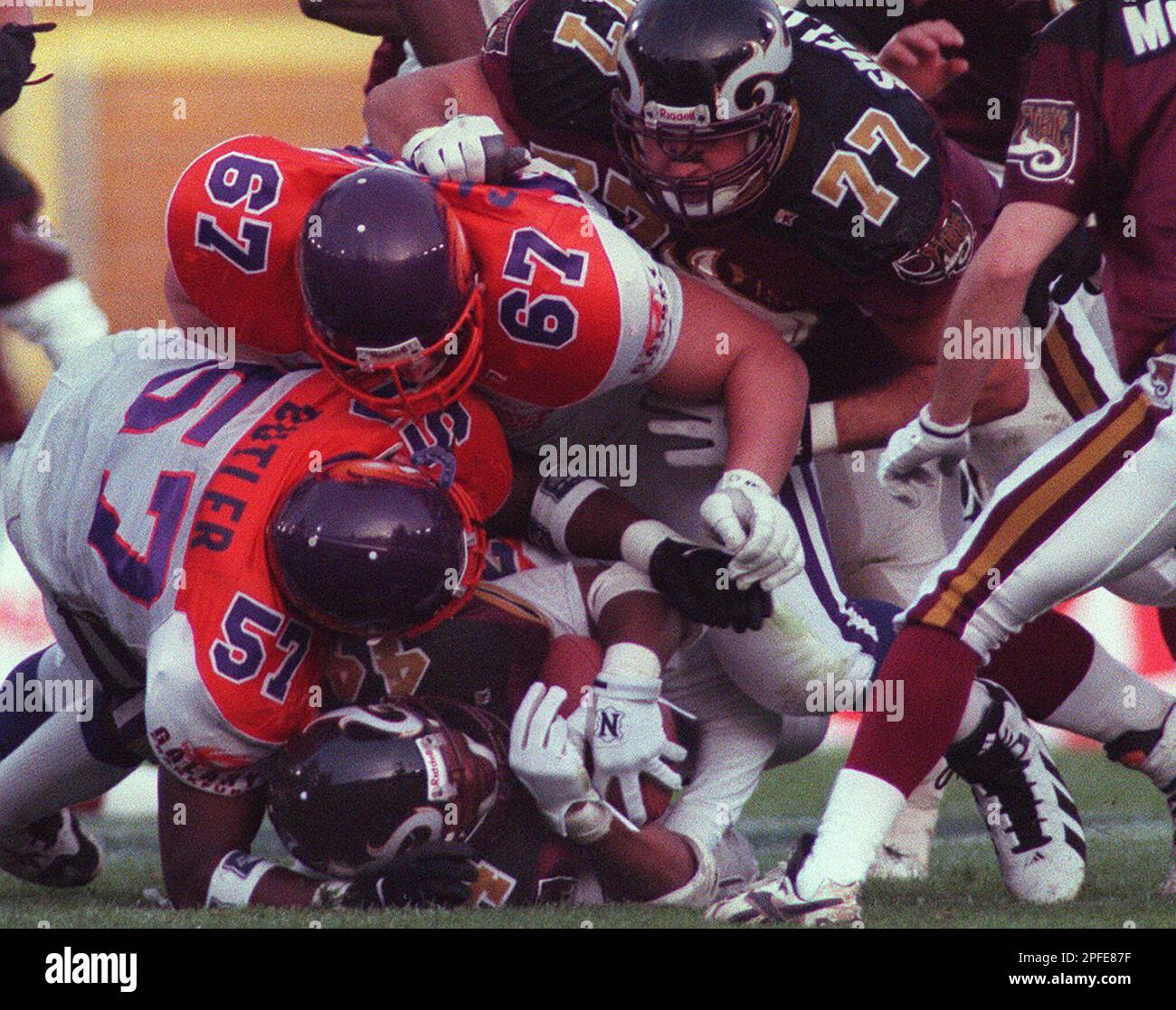 Ricky Powers, center on the ground, runningback of Duesseldorf Rhein ...