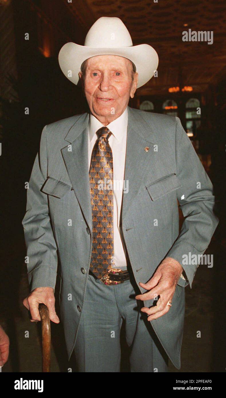 FOR USE WITH FEATURE PACKAGE FOR SUNDAY, APRIL 20--FILE--Gene Autry ...