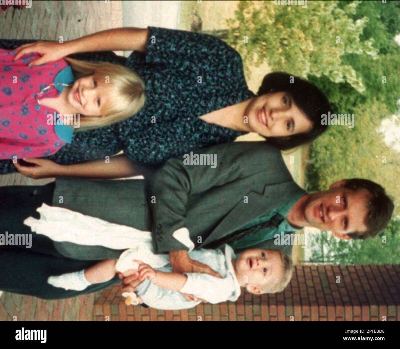 FILE--Vidar and Delphia Lillelid of Powell, Tenn., are shown in an ...