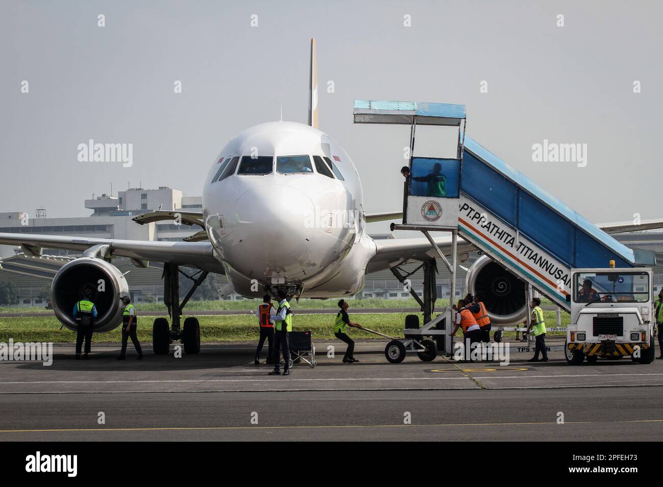 Bandung, West Java, Indonesia. 17th Mar, 2023. Staff prepares a Super ...