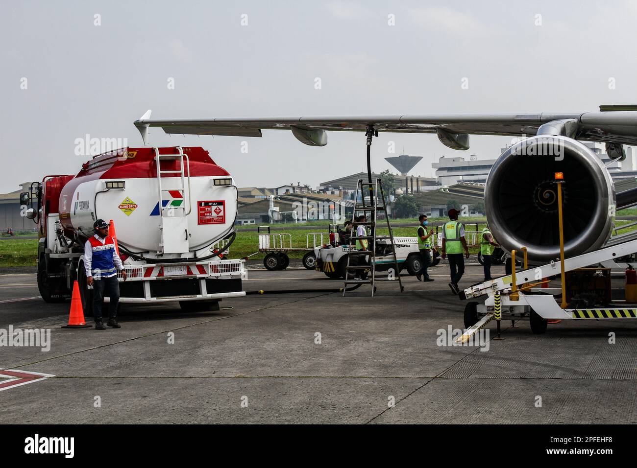 Bandung, West Java, Indonesia. 17th Mar, 2023. Staff prepares a Super ...