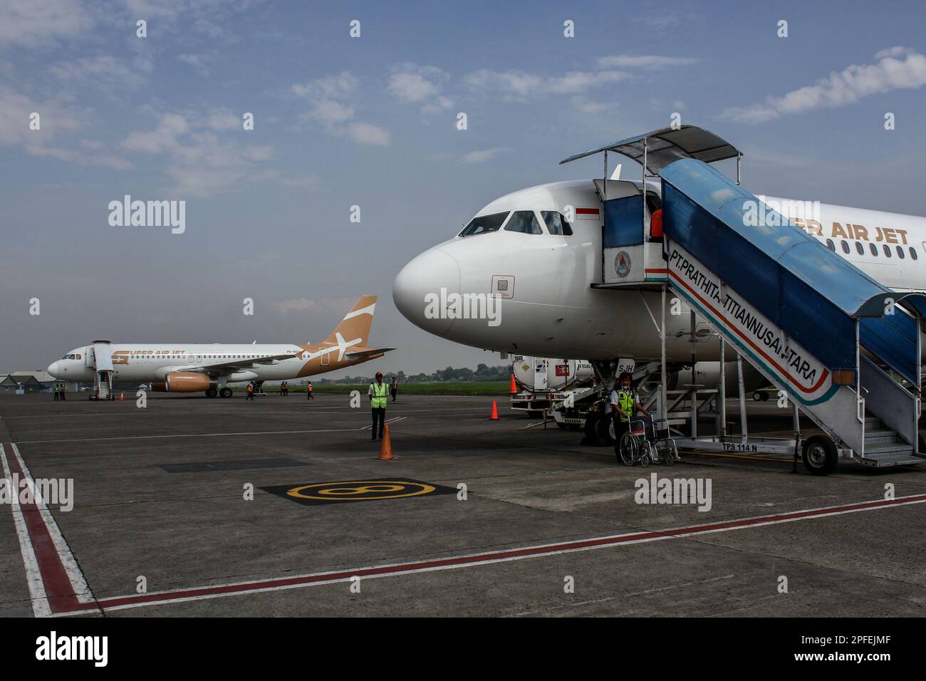 Bandung, West Java, Indonesia. 17th Mar, 2023. Staff prepares a Super ...