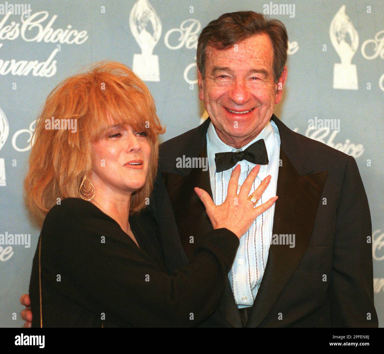"Grumpier Old Men" co-stars Ann Margret and Walter Matthau embrace ...