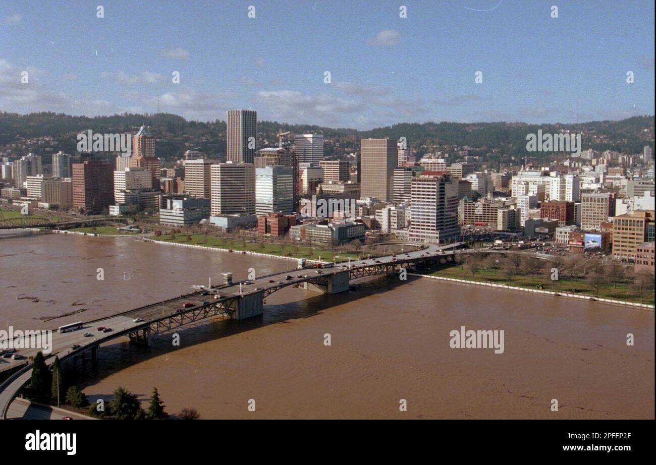 The sandbagged seawall in downtown Portland, Ore. Friday Feb. 9, 1996 ...