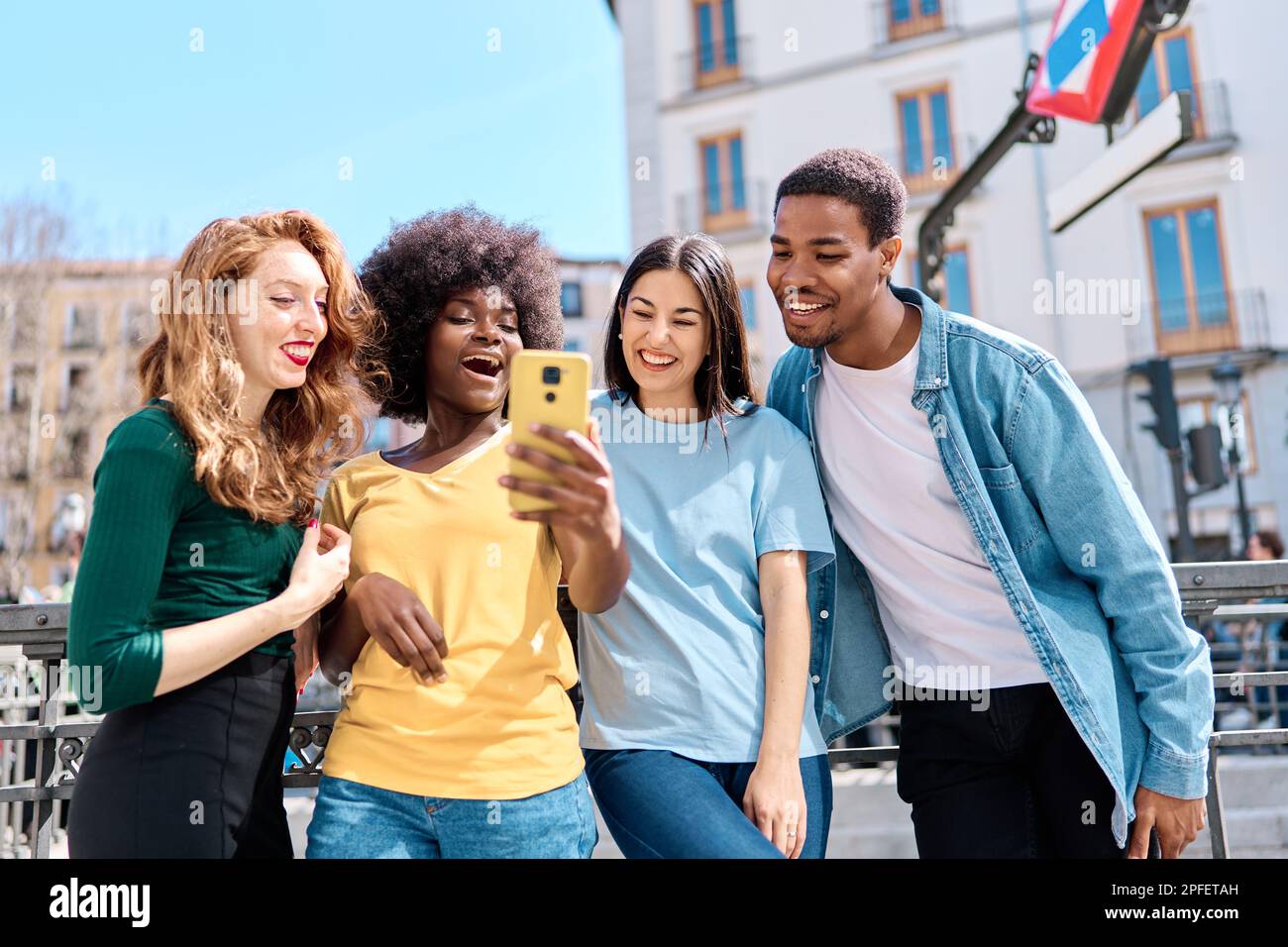Visit friends hi-res stock photography and images - Alamy