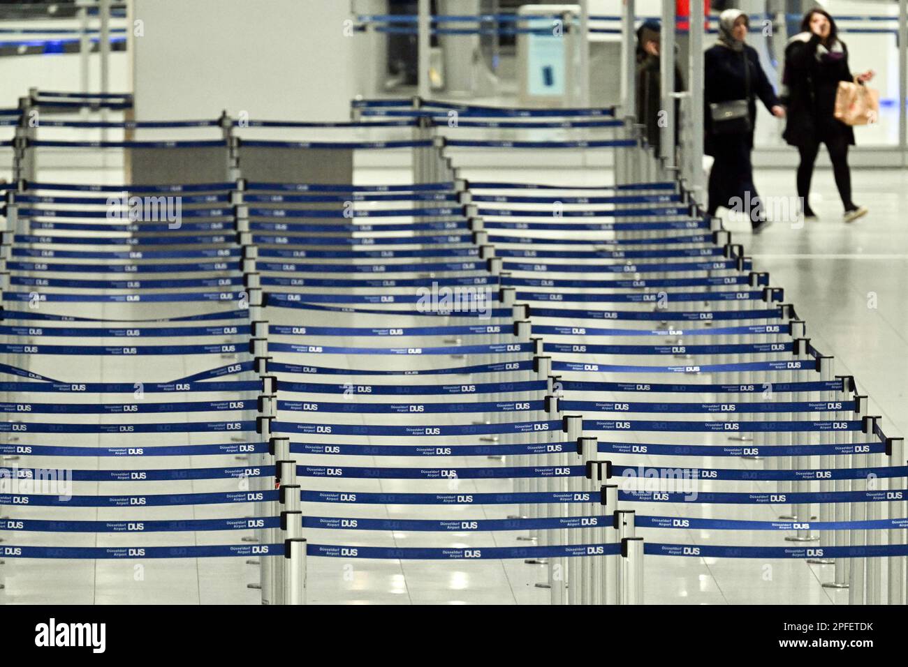 Duesseldorf, Germany. 17th Mar, 2023. The waiting area at check-in ...