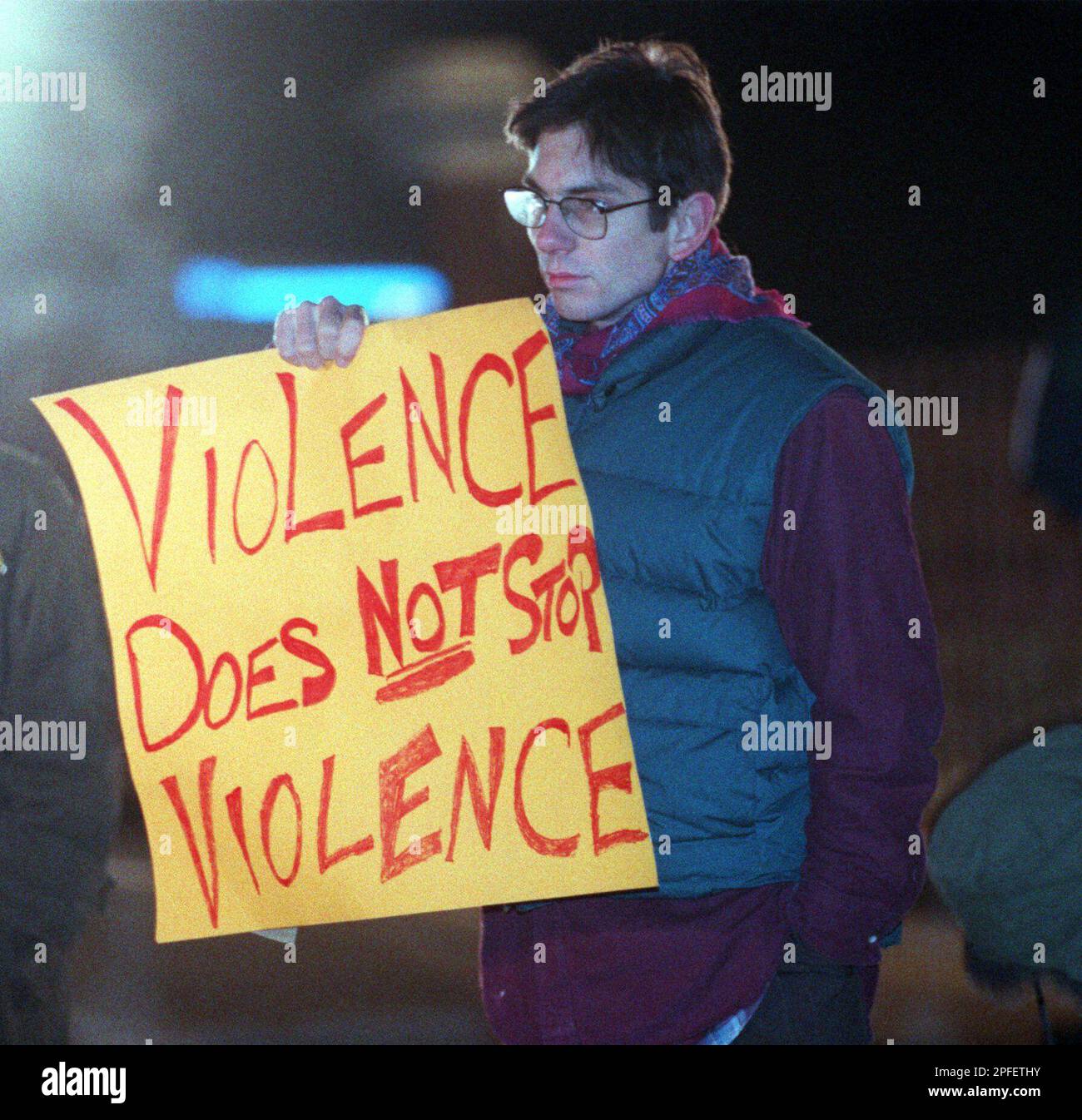 Seth Connely protest the execution of George Del Vecchio outside ...