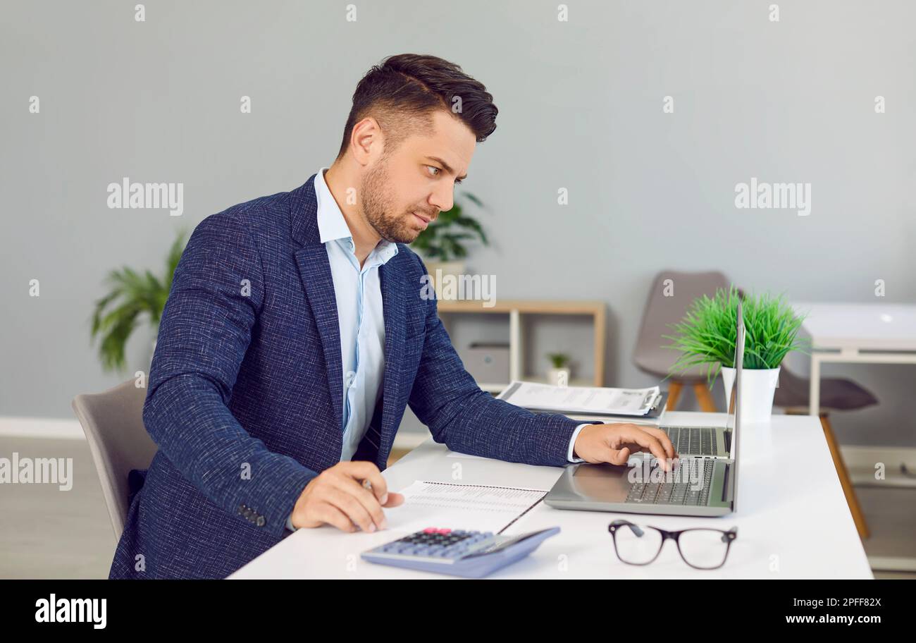 Portrait male caucasian business advisor hi-res stock photography and ...