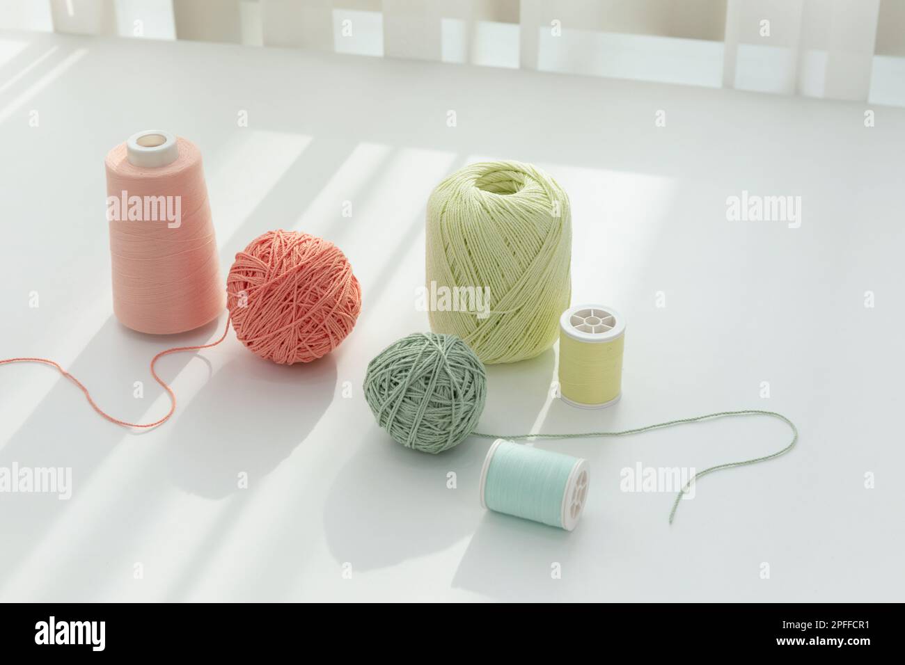 aesthetic photo of handmade, crafting hobbies, knitting yarn and thread ...