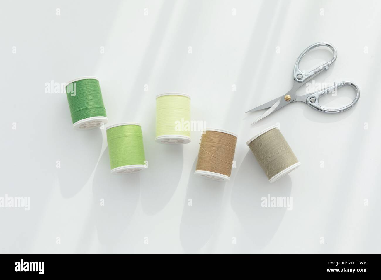 aesthetic photo of handmade, crafting hobbies, thread and scissors ...