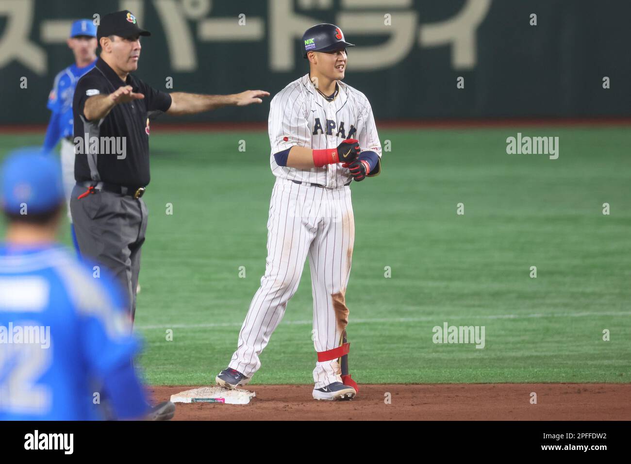 World baseball classic kazuma okamoto hi-res stock photography and ...