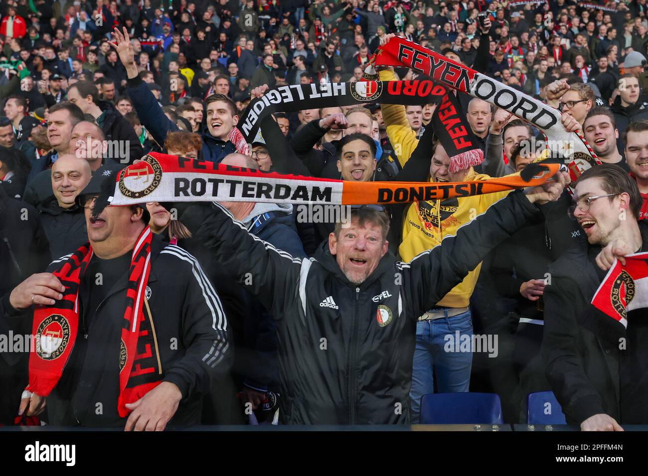 Feyenoord fans hi-res stock photography and images - Alamy