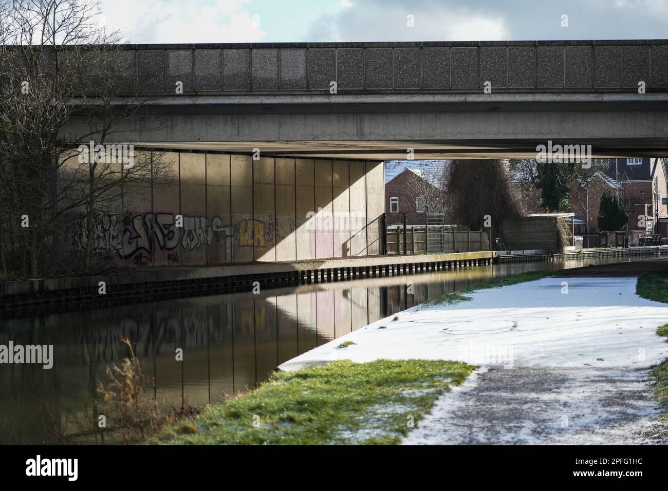 Motorway Bridge over the Leeds Liverpool Canal at Maghull Stock Photo ...