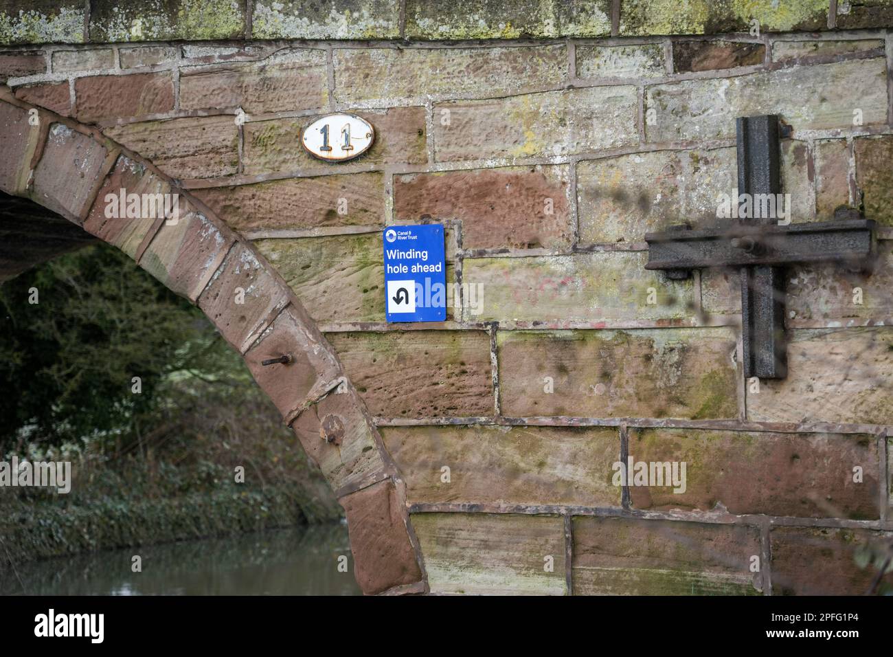 Leeds bridge detail hi-res stock photography and images - Alamy