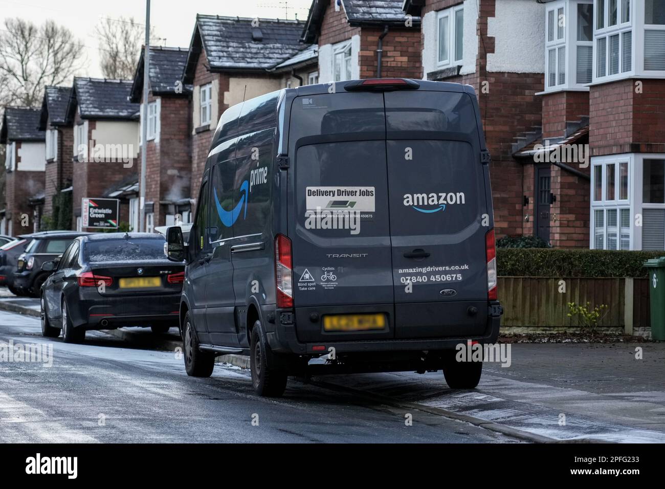 Amazon delivery van uk hi-res stock photography and images - Alamy