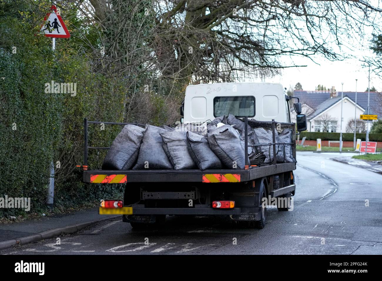 Coal lorry hi-res stock photography and images - Alamy