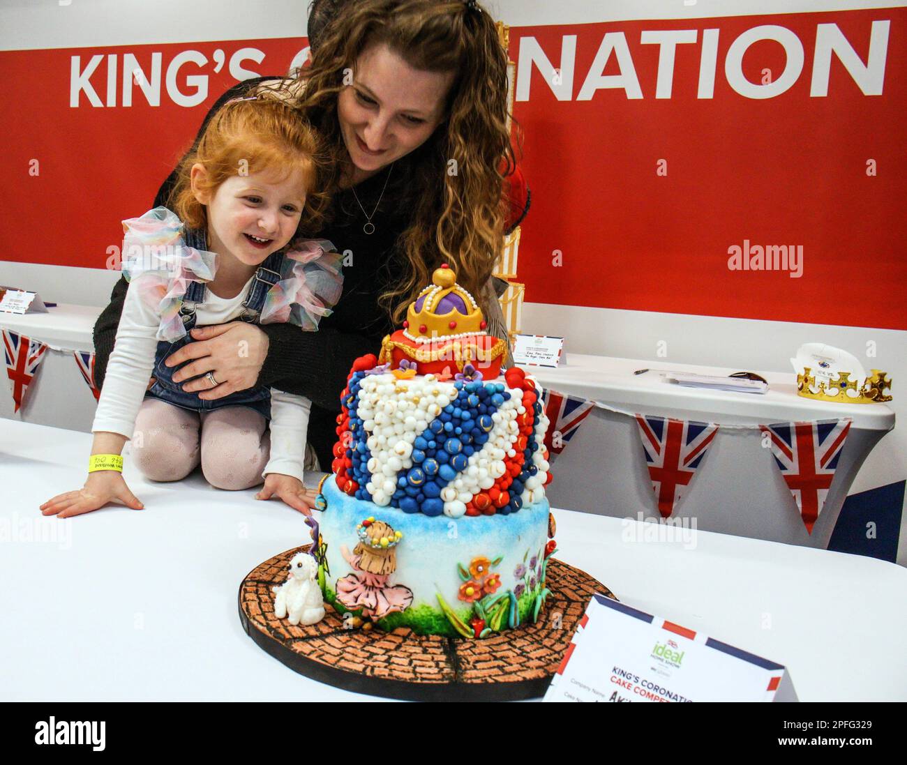 Celebrating the coronation with cakes hi-res stock photography and ...
